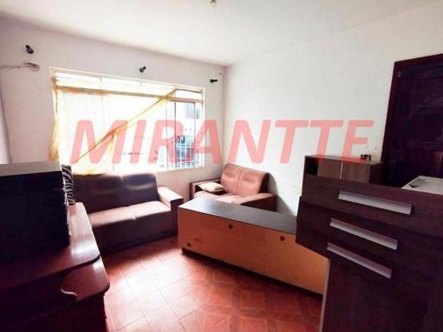 Sobrado de 54m² com 4 quartos