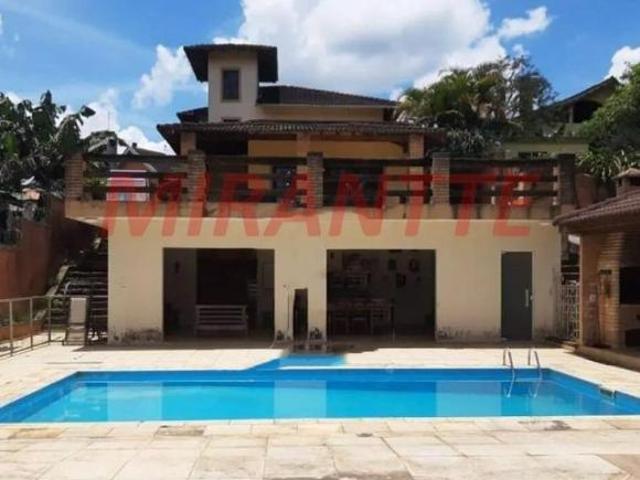 Sobrado de 550m² com 4 quartos