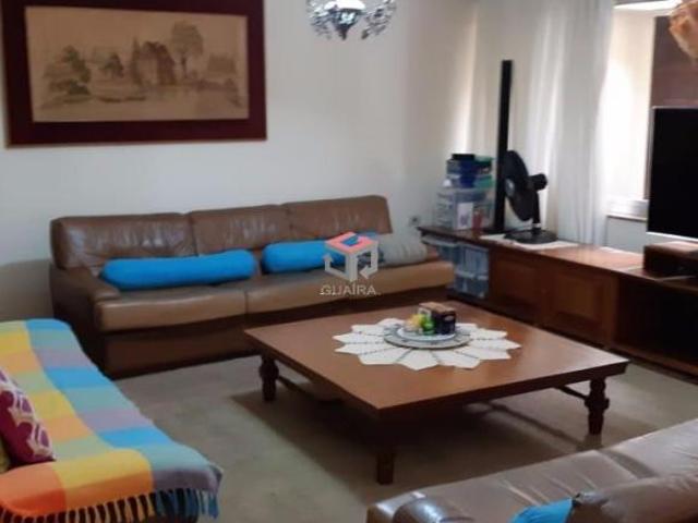 Sobrado de 558 m² localizado no bairro Nova Petrópolis São Bernardo do Campo SP
