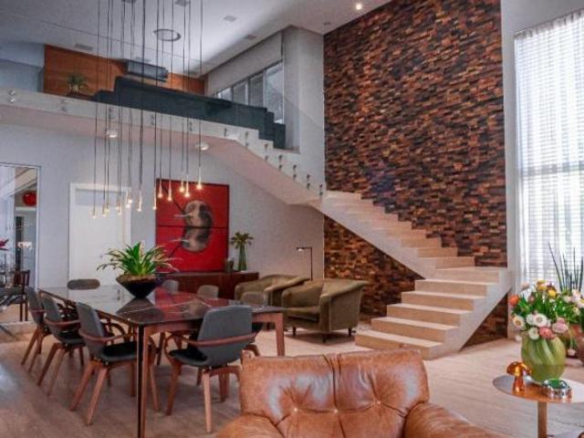 Sobrado de 564 m² com 03 suítes à venda Alphaville Flamboyant Residencial dos Ipês Goiânia/GO