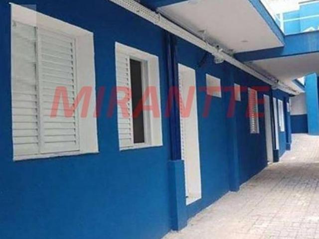 Sobrado de 500m² com 28 quartos