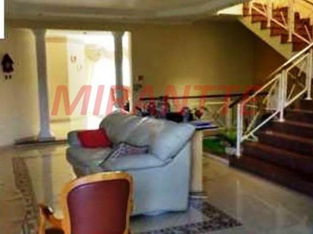 Sobrado de 533m² com 4 quartos