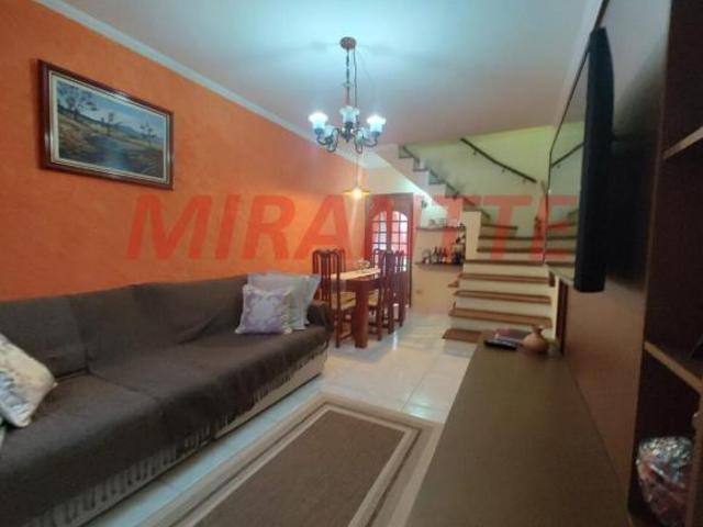 Sobrado de 68m² com 2 quartos