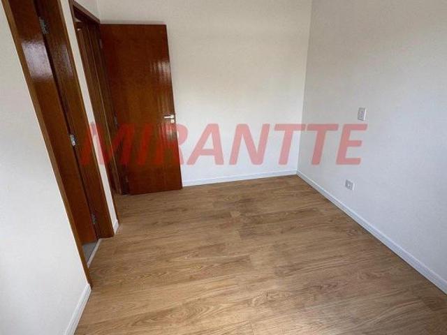 Sobrado de 69m² com 2 quartos