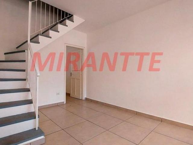 Sobrado de 69m² com 2 quartos