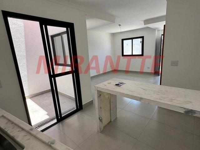 Sobrado de 69m² com 2 quartos