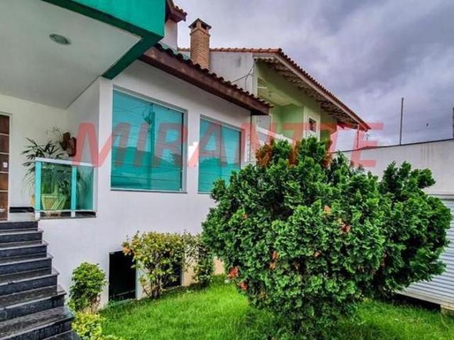 Sobrado de 600m² com 3 quartos