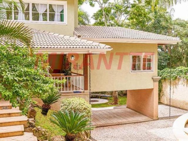 Sobrado de 600m² com 4 quartos
