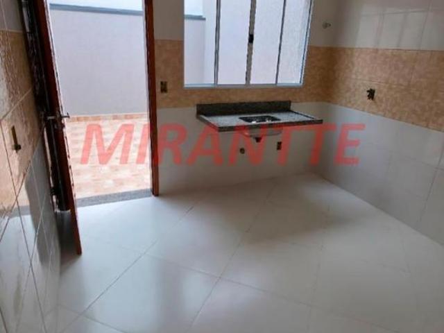 Sobrado de 62.7m² com 2 quartos