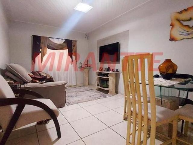 Sobrado de 75m² com 2 quartos