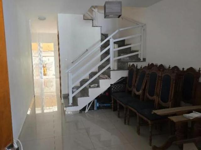 Sobrado de 77 m², 2 quartos em Vila Homero Thon, Santo André