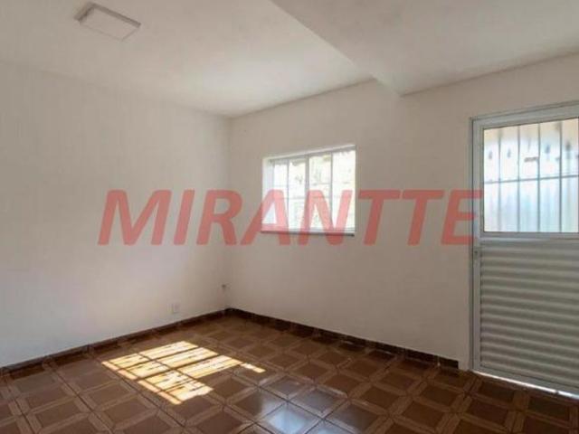 Sobrado de 79m² com 2 quartos