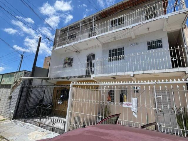 Sobrado de 70 m² na Padre Guerra Parquelândia Fortaleza CE, aluguel por R$ 1.350/mês