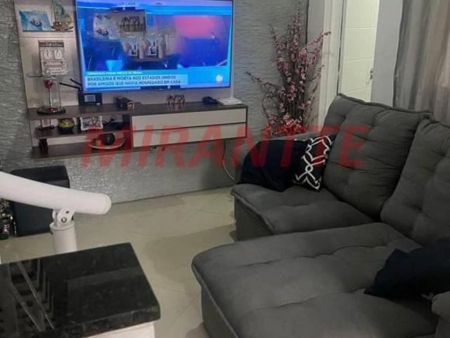 Sobrado de 70m² com 2 quartos