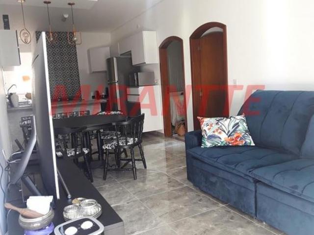 Sobrado de 70m² com 2 quartos