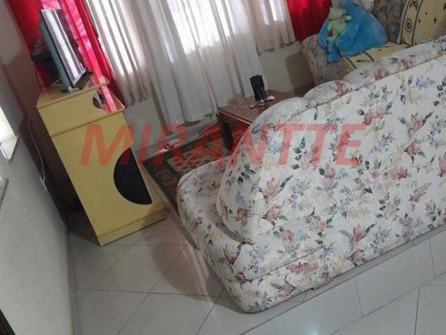 Sobrado de 80m² com 2 quartos