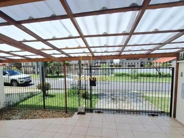 Sobrado de 8 quartos no bairro Jardim das américas