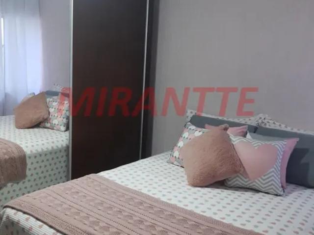 Sobrado de 96m² com 2 quartos em Jardim Brasil