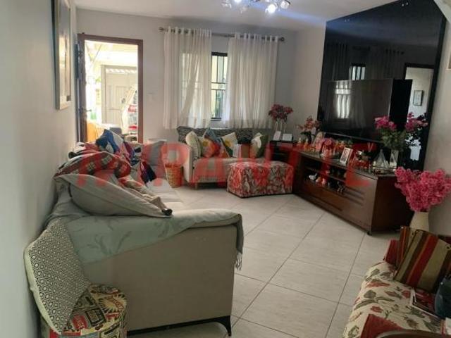 Sobrado de 97m² com 3 quartos