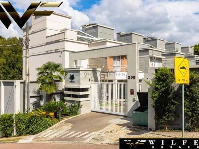 Sobrado descomunal bem localizado! Amplo e luxuoso