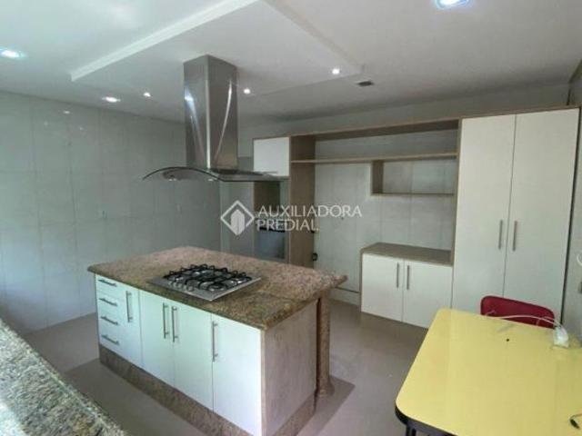 Sobrado dos Sonhos a Venda, na Vila Marina, Santo André Exclusividade, Conforto e Sofisticação!