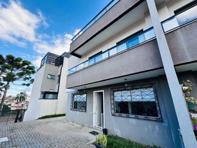 Sobrado dos Sonhos no Uberaba 3 Quartos, Suíte, Terraço e 2 Vagas | 140 m