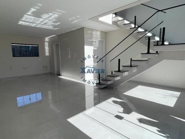 Sobrado Exclusividade na Vila Bancária Campo Largo