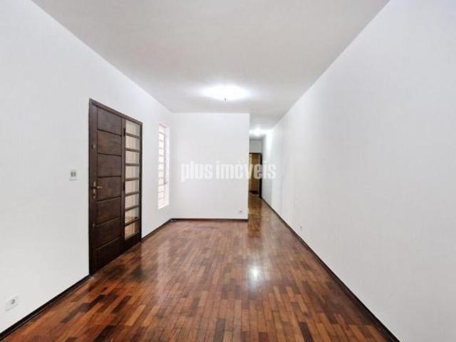 Sobrado Exclusivo de 180m² no Alto de Pinheiros com Espaço Gourmet e Edícula Completa