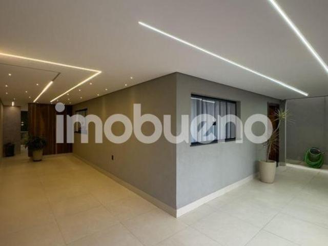 Sobrado exclusivo na Formosinha, 4 suítes, com área gourmet e hidromassagem