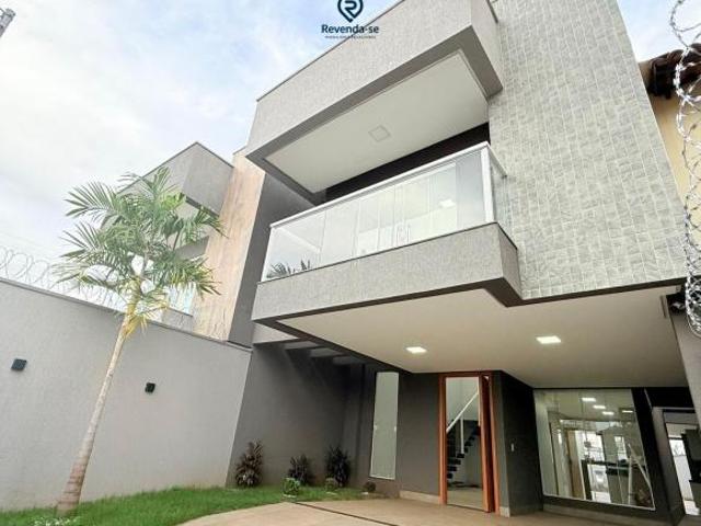 Sobrado Exclusivo no Jardim América Sofisticação e Conforto!