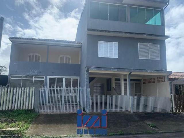 Sobrado e apartamento em Ipanema