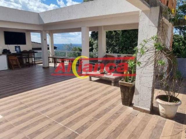 Sobrado em Mairiporã