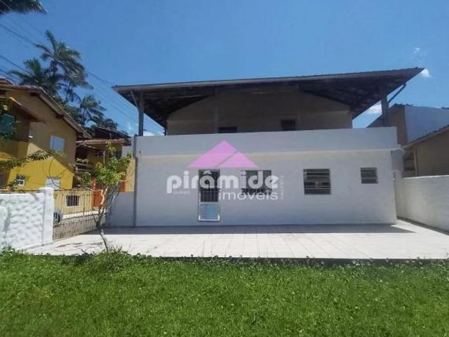 Sobrado em Massaguaçu, Caraguatatuba/SP de 180m² 3 quartos à venda por R$ 480.000,00