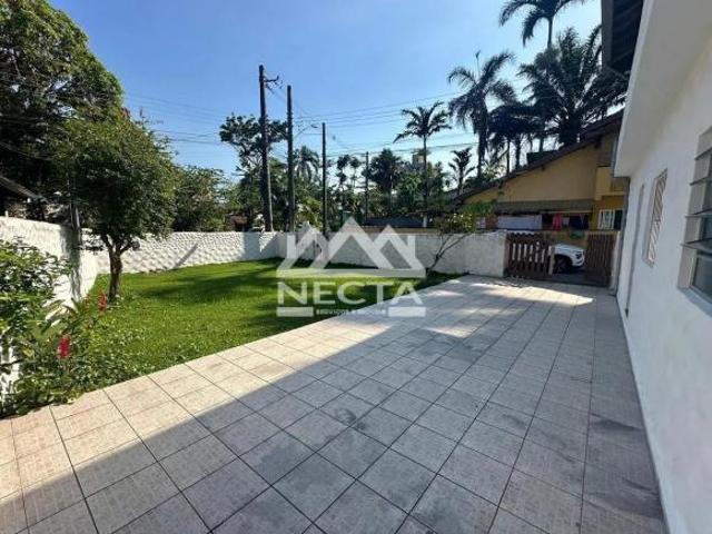 Sobrado em Massaguaçu, Caraguatatuba/SP de 180m² 5 quartos à venda por R$ 480.000,00