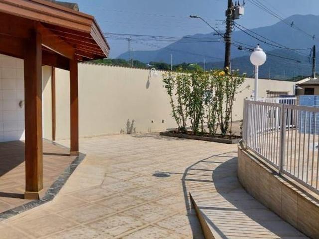 Sobrado em Martim de Sá, Caraguatatuba/SP de 104m² 3 quartos à venda por R$ 590.000,00