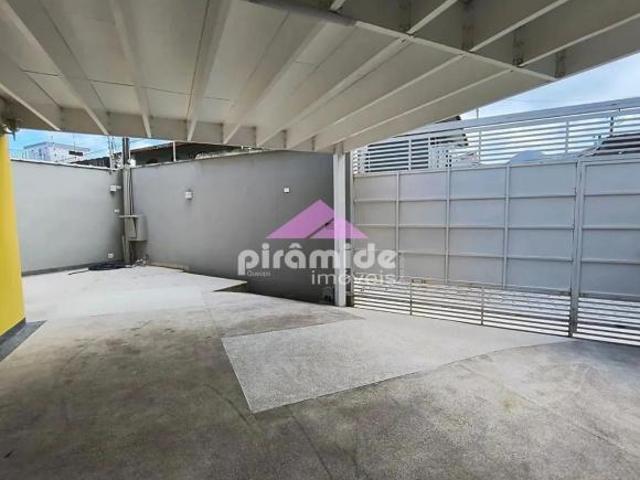 Sobrado em Martim de Sá, Caraguatatuba/SP de 241m² 5 quartos à venda por R$ 1.300.000,00