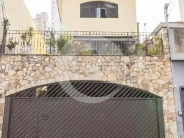 Sobrado a venda na mooca com 280m² e duas vagas