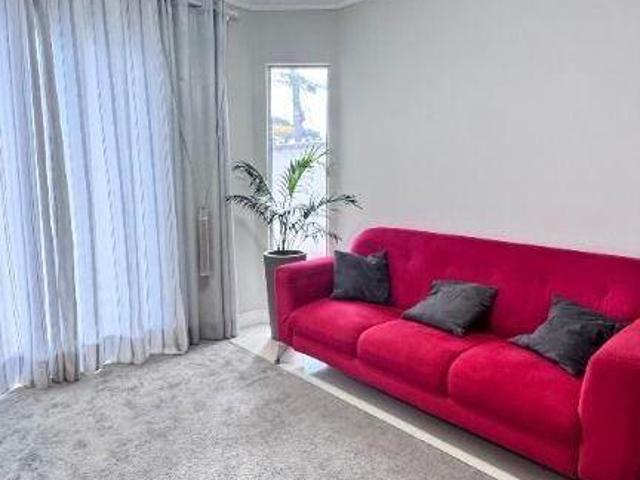 Sobrado em Nações, Fazenda Rio Grande/PR de 120m² 3 quartos à venda por R$ 590.000,00