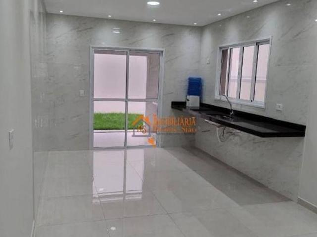 Sobrado em Nossa Senhora do Carmo, Arujá/SP de 114m² 3 quartos à venda por R$ 860.000,00