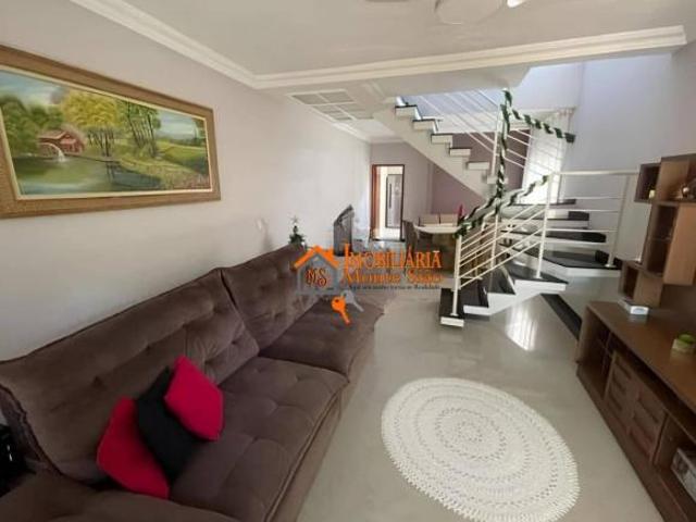 Sobrado em Nossa Senhora do Carmo, Arujá/SP de 120m² 3 quartos à venda por R$ 670.000,00
