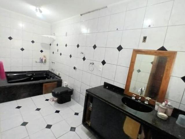 Sobrado em Nossa Senhora das Graças