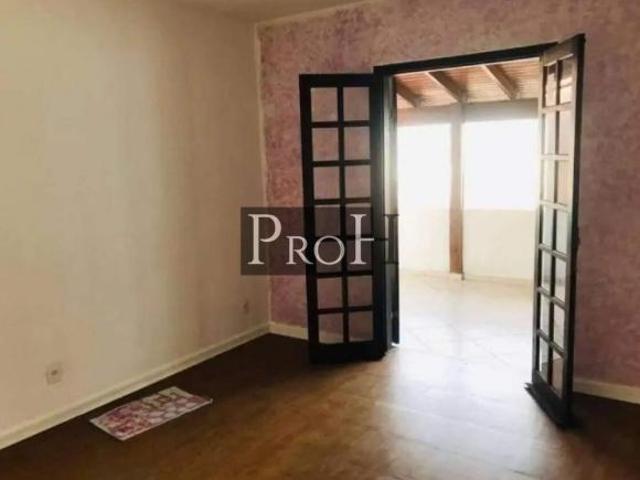 Sobrado em Nova Gerty, São Caetano do Sul/SP de 230m² 4 quartos à venda por R$ 990.000,00