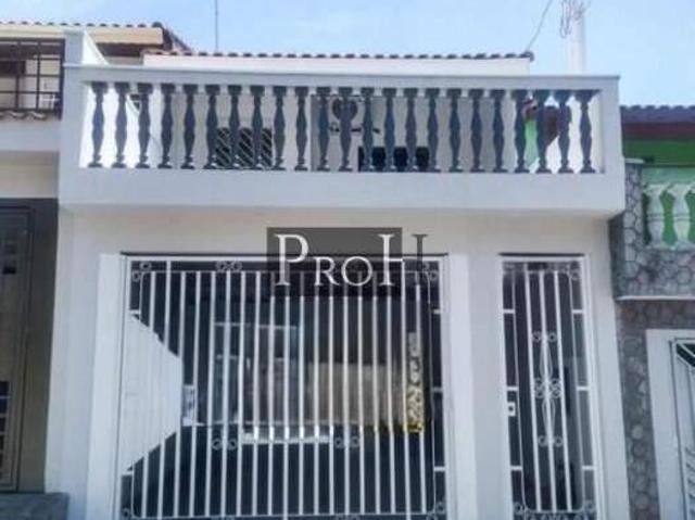 Sobrado em Nova Petrópolis, São Bernardo do Campo/SP de 154m² 3 quartos à venda por R$ 698.000,00