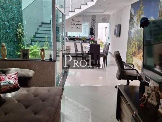 Sobrado em Nova Petrópolis, São Bernardo do Campo/SP de 166m² 4 quartos à venda por R$ 798.000,00