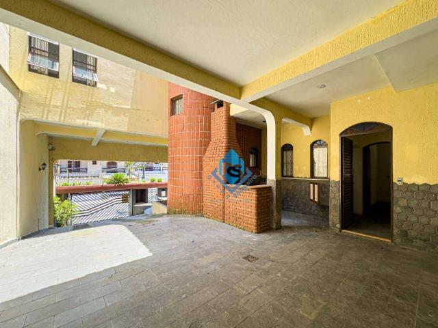 Sobrado em Nova Petrópolis, São Bernardo do Campo/SP de 324m² 4 quartos à venda por R$ 849.900,00