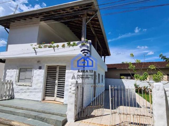 Sobrado em ótima localização à venda no bairro Massaguaçu em Caraguatatuba, SP More pertinho da pr