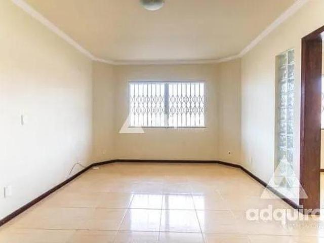 Sobrado em Olarias, Ponta Grossa/PR de 162m² 3 quartos à venda por R$ 699.000,00