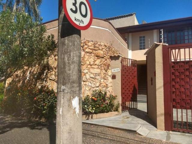 Sobrado em Avenida Diogo Álvares Jardim Santana Campinas/SP