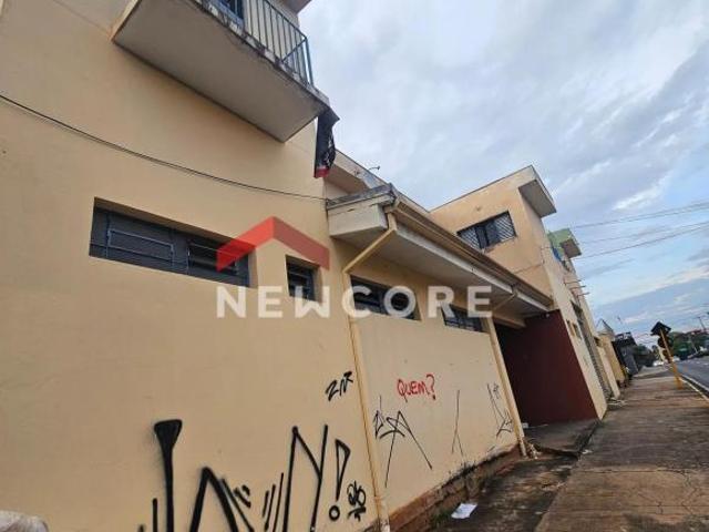Sobrado em Avenida Duque de Caxias Vila Cardia Bauru/SP