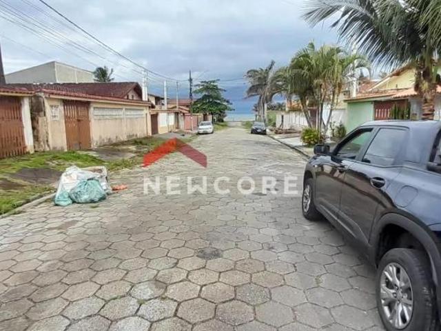 Sobrado em Avenida Francis Louis Morrell Jardim Suarão Praia Itanhaém/SP